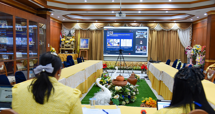 โรงเรียนรัตนาธิเบศร์ - ข่าวกิจกรรม - การประเมินเพื่อรับรางวัลระบบการดูแลช่วยเหลือนักเรียนประจำปี ...